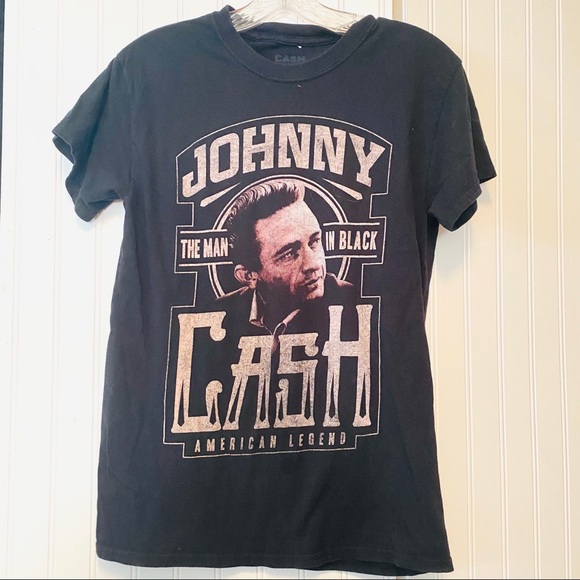 Johnny Cash | Shirts | Johnny Cash Short Sleeve Black Graphic Tee ...
